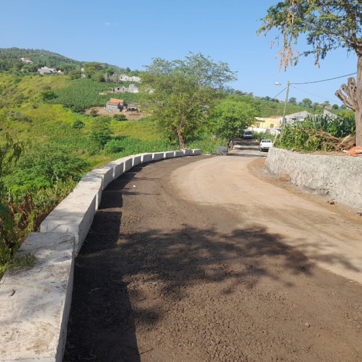 Estrada Achada Monte – Palha Carga - TECNOVIA