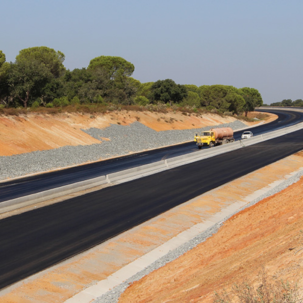 A26 - Lanço A+B: Grândola / Ferreira do Alentejo - TECNOVIA