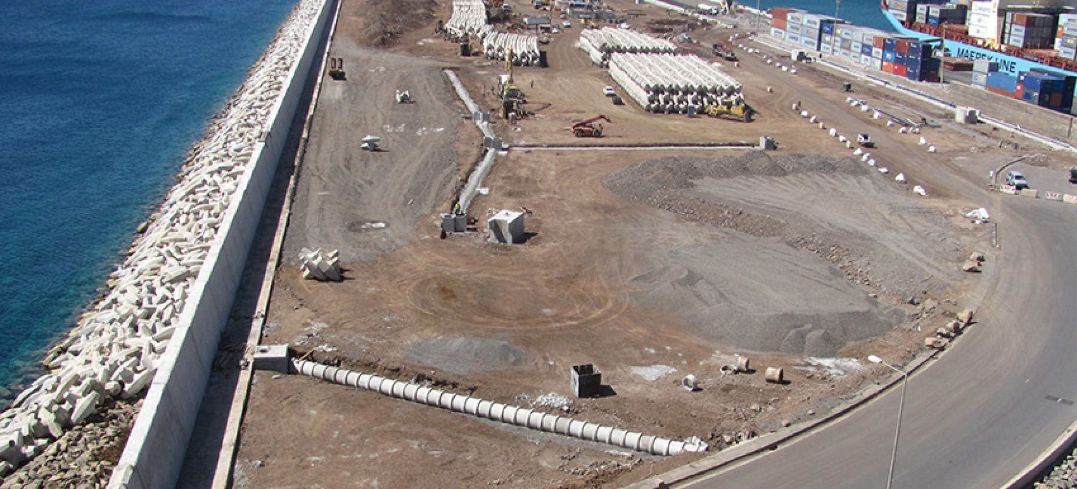 Modernisation and expansion of the Port of Praia - Phase II - TECNOVIA